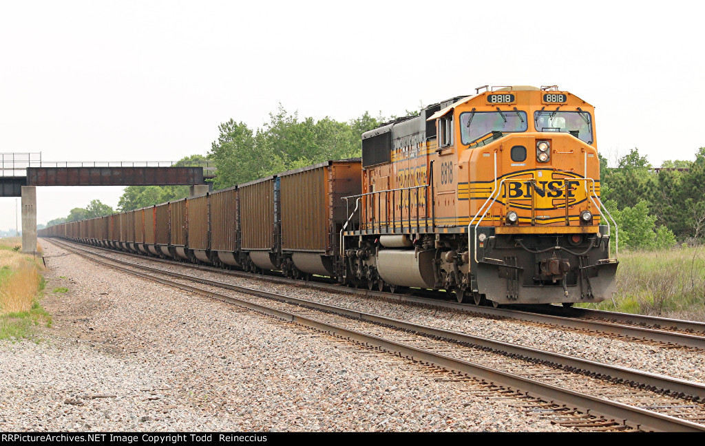 BNSF 8818